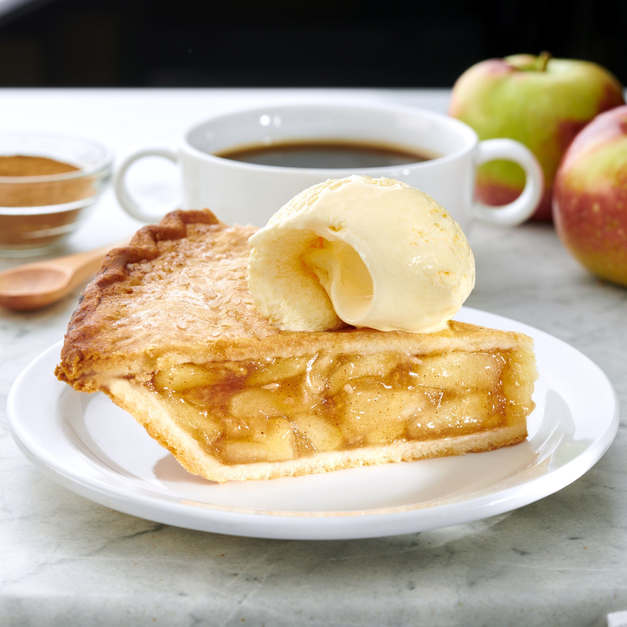 Giant Tiger Marché Apple Cinnamon Pie, 1.2 kg