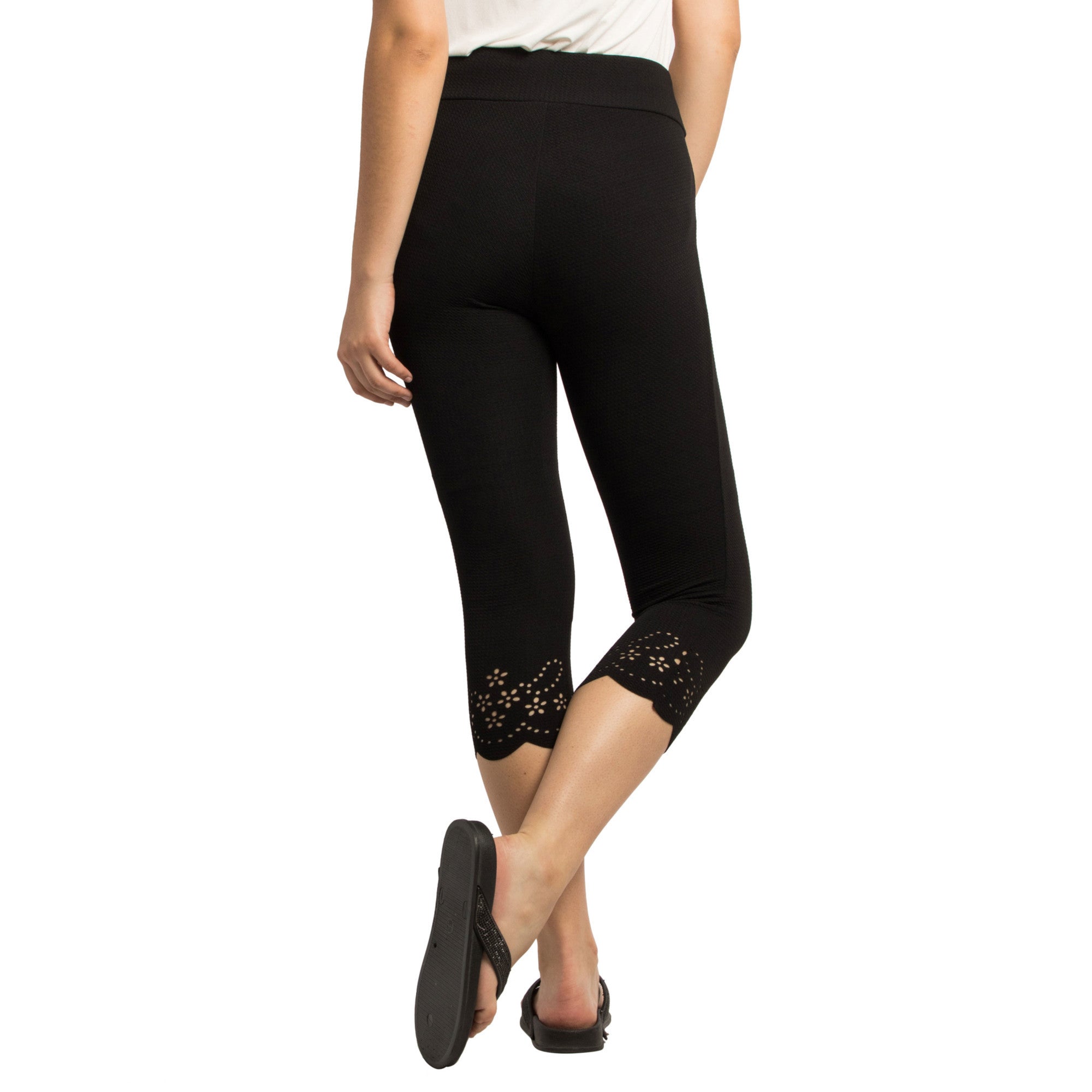 lily morgan Women's Tropical Solid Lazer Cut Capris – Giant Tiger