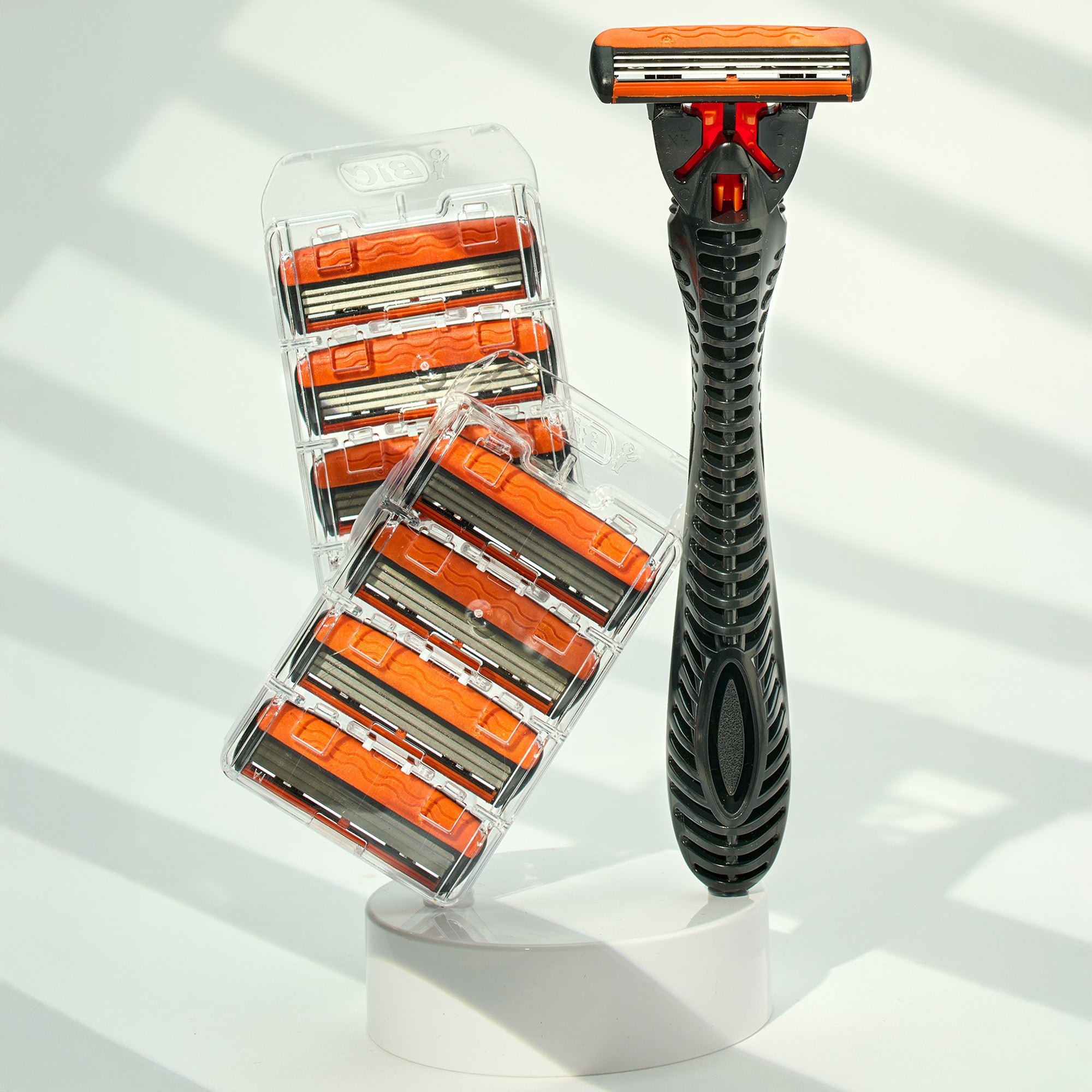 BIC Comfort 3 Refillable 3 Blades 1 Handle + 6 Cartridges – Giant Tiger